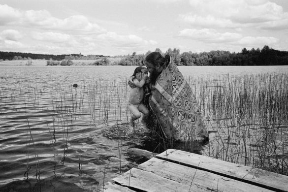 Kelli Connell and the Intimate Other – In the In-Between